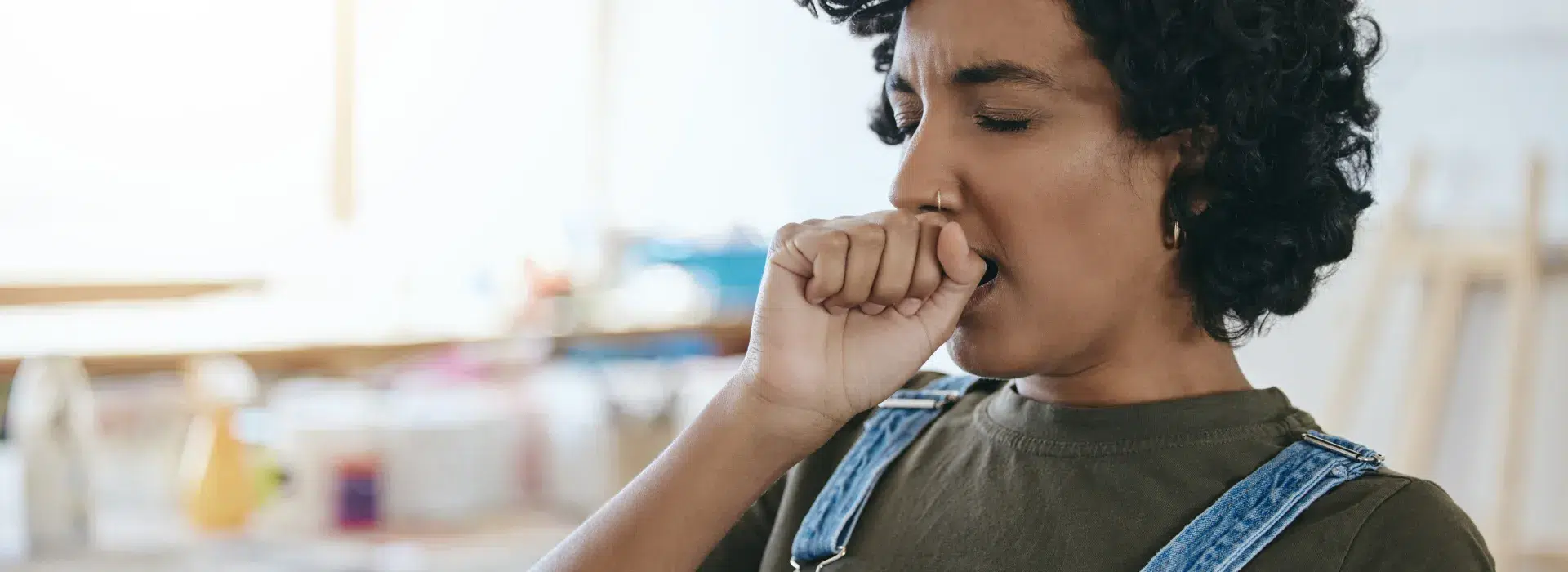 How to stop a tickly cough? | Hola Health